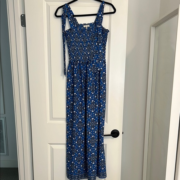 Max Studio | Dresses | Blue Floral Maxi Dress | Poshmark